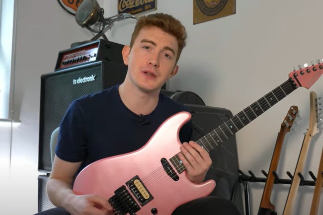 Stretchy Licks That Sound Hard | Elixir® Strings